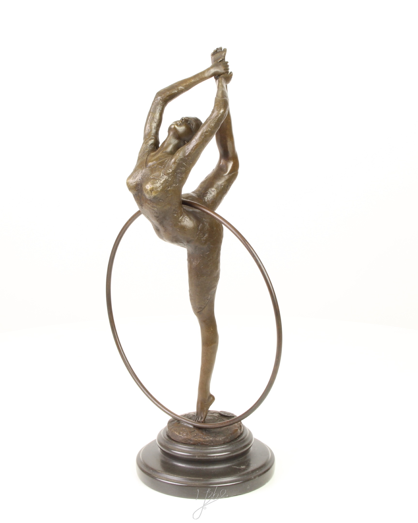 Decosite.com : A BRONZE SCULPTURE OF A HOOP DANCER